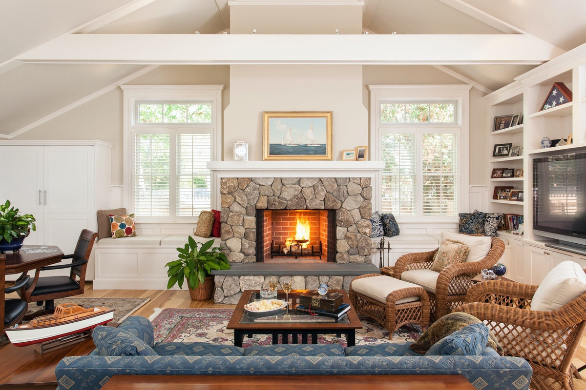 Questions About Painting Homes With Vaulted or Sloped Ceilings – Randall's